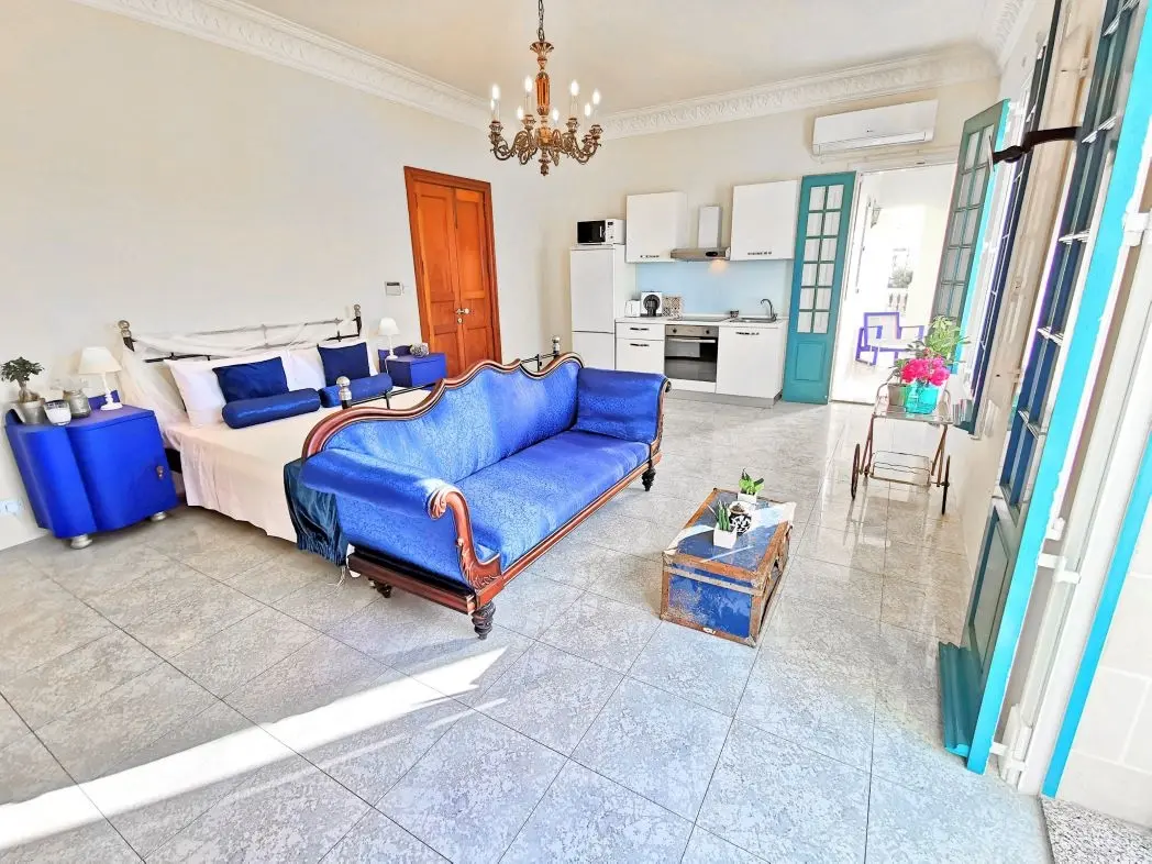 Best Places to Stay in Malta for Remote Workers to Meet People